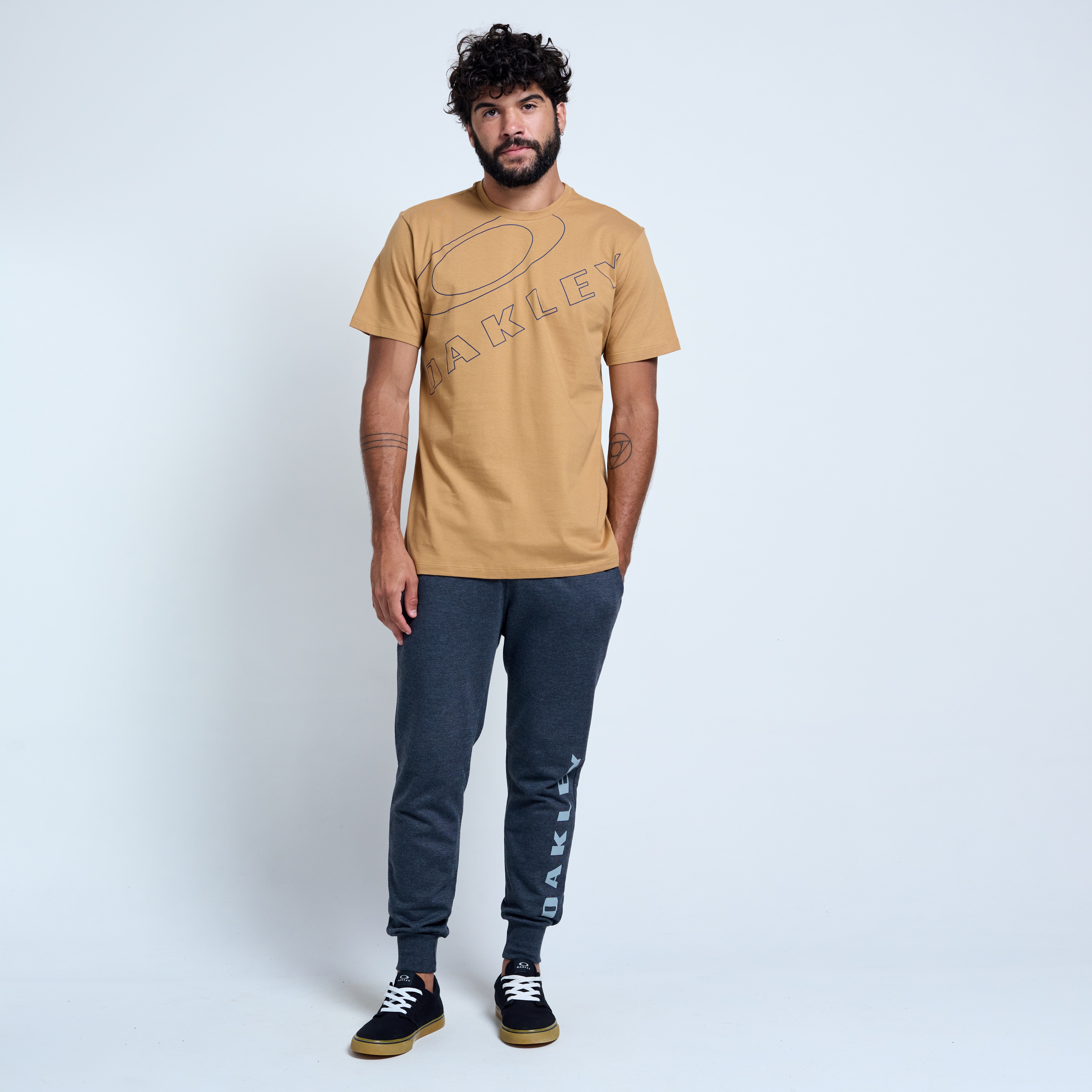 Oakley Super Casual Graphic Logo Tee - Gold | Oakley® BR
