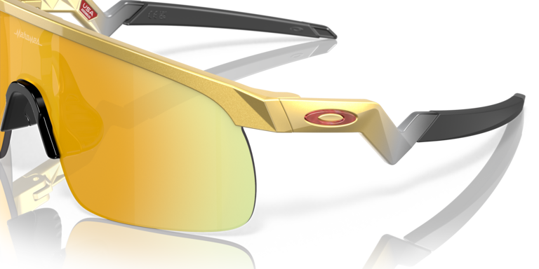 Oakley Resistor (Youth Fit) Patrick Mahomes II Collection Sunglasses ...