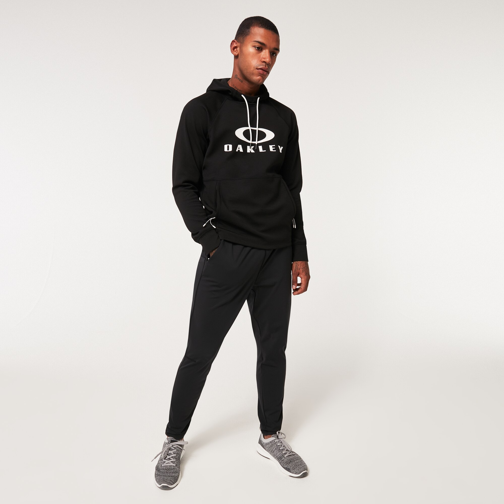 Oakley Enhance Rc Hoodie - Blackout | Oakley® US