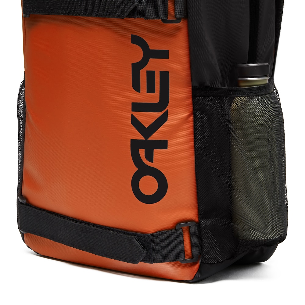 Oakley The Freshman Skate Backpack - Soft Orange | Oakley® GB