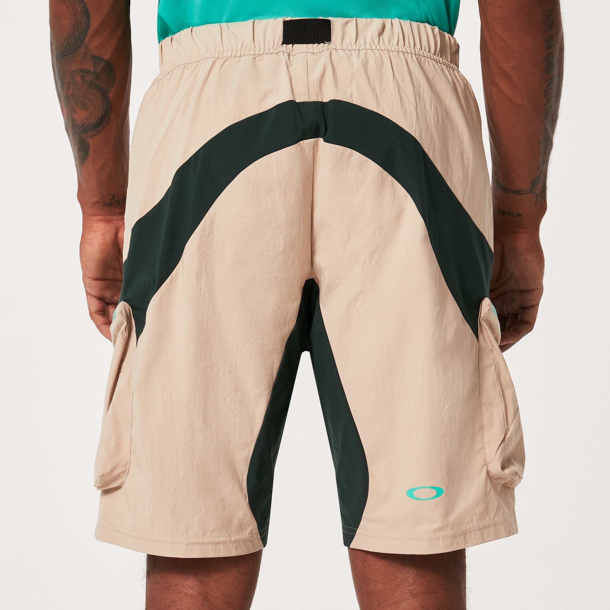 Oakley Latitude Cargo Short - Humus | Oakley® EU