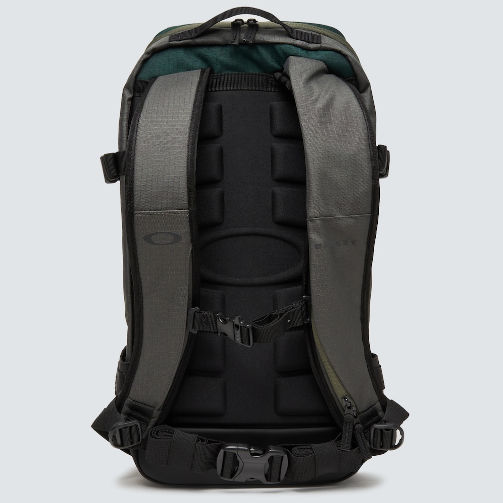 Oakley Peak Rc 18L Backpack - New Dark Brush | Oakley® US
