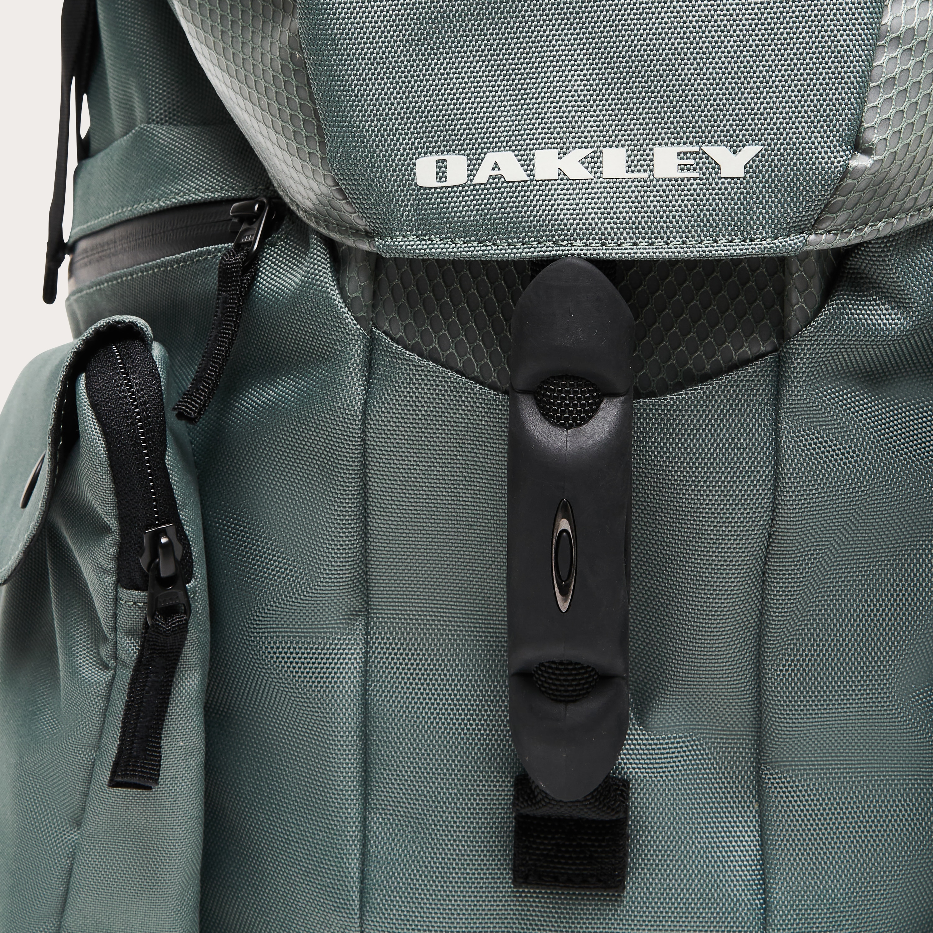 Oakley Latitude Flex Pack - Surplus Green | Oakley® US