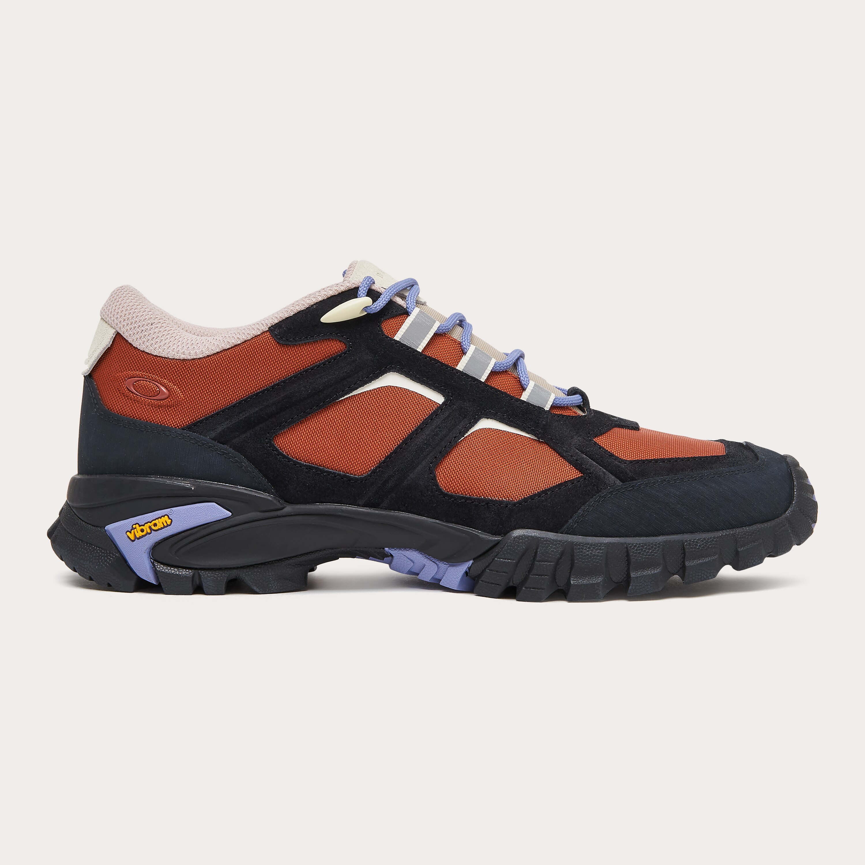 Oakley Sierra Terrain - Ginger/Blackout - FOF100541-BFC | Oakley® US