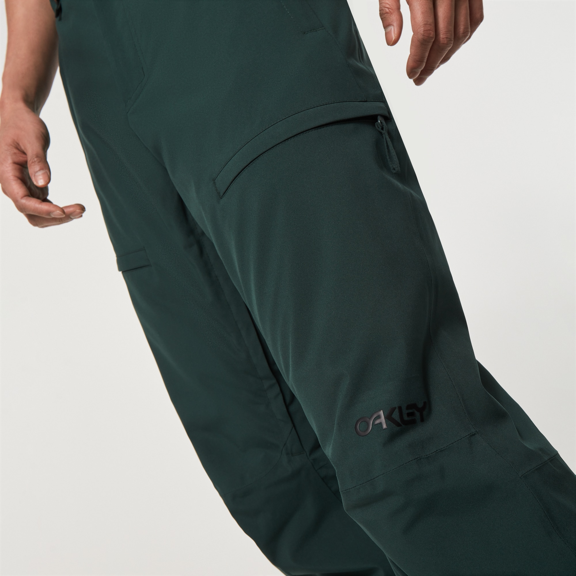 Oakley Axis Insulated Pant - Hunter Green | Oakley® US