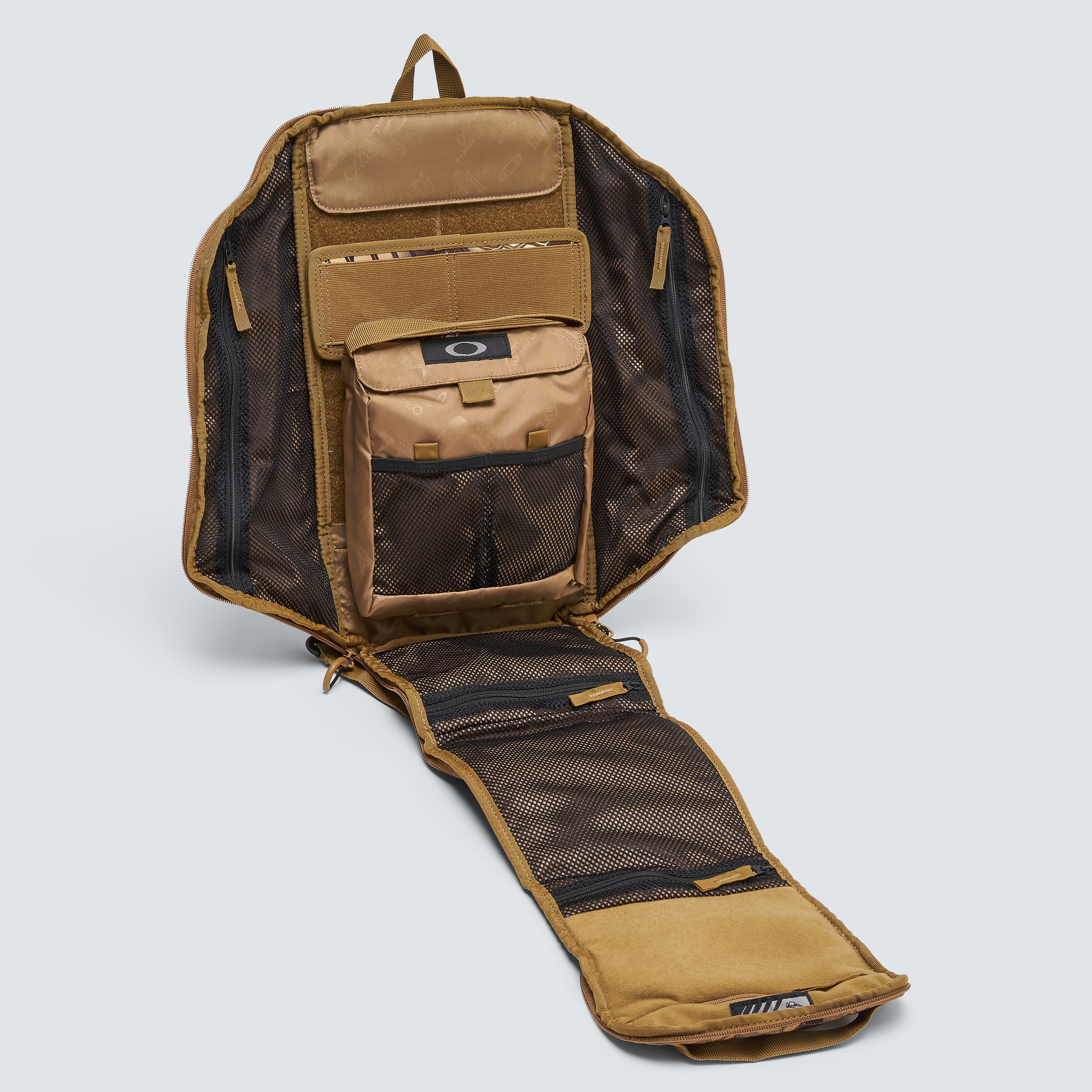 Oakley Extractor Sling Pack 2.0 Kryptek - Kryptek | Oakley® | Official ...