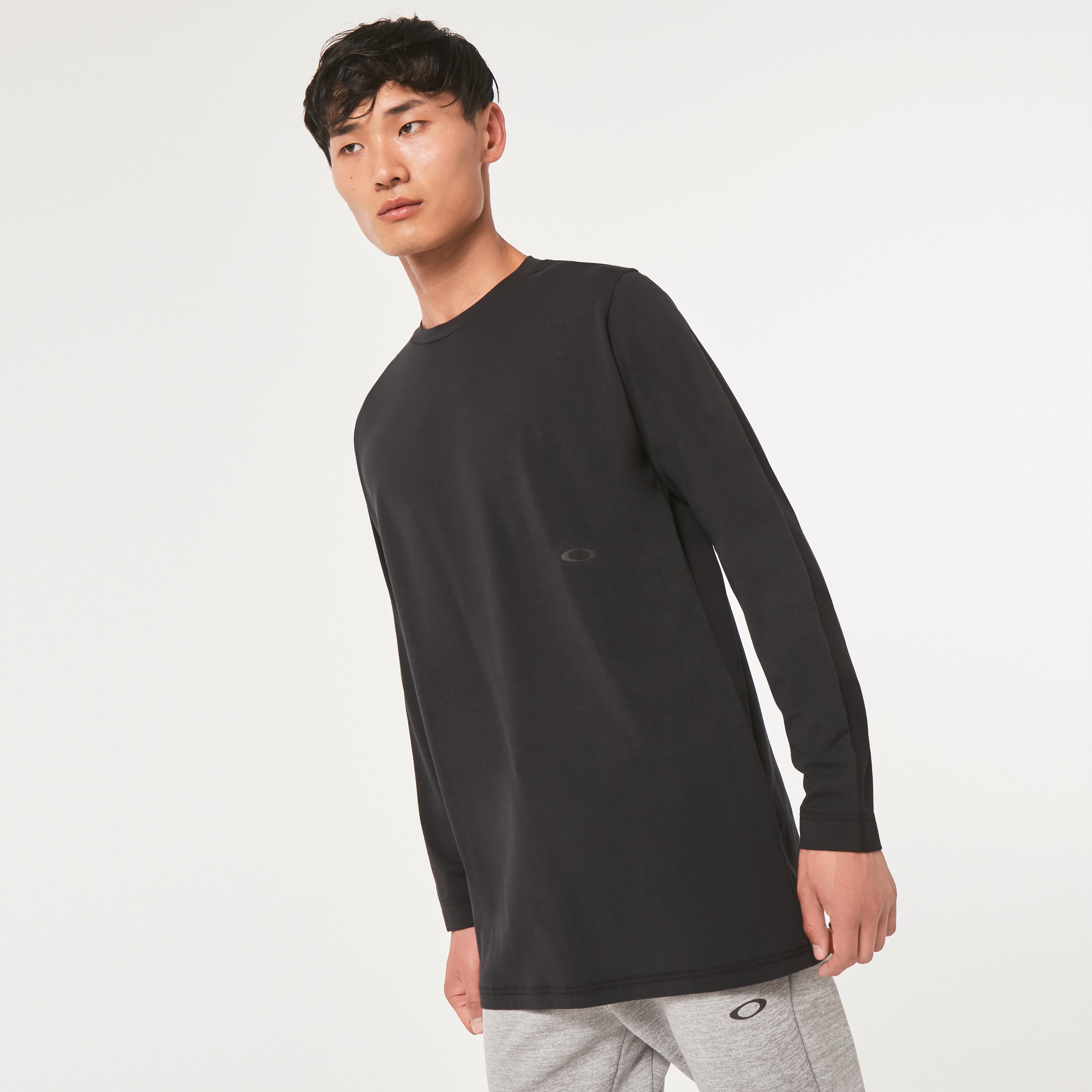 Oakley Rs Veil Distinct Hybrid L/S Tee - Blackout | Oakley® 日本
