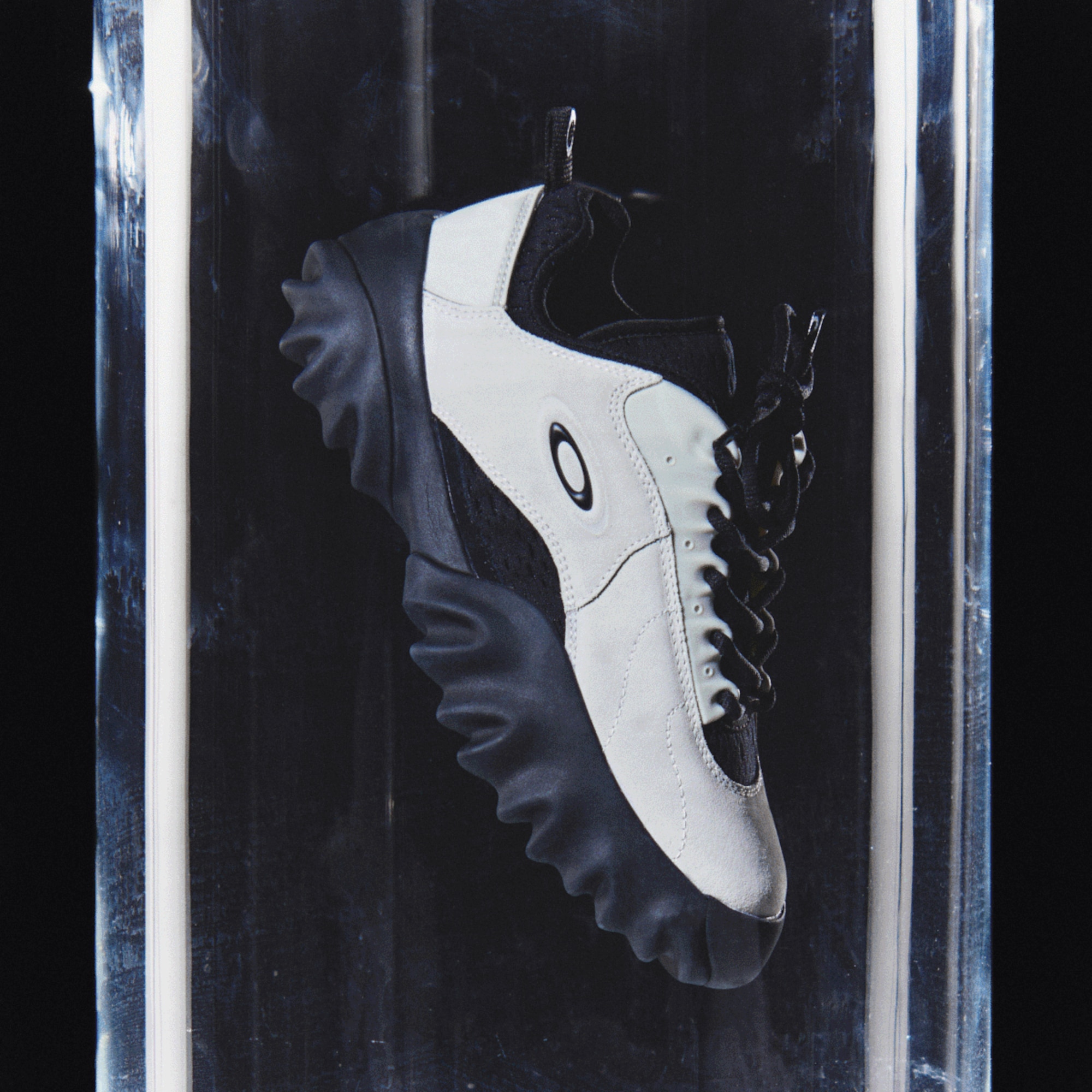 Oakley Oakley Factory Team Chop Saw - Ivory/Black - FOF100486-9W5 ...