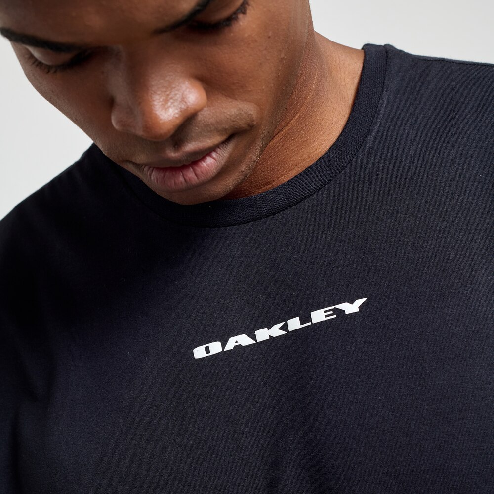 Oakley Oakley Heritage Skull Graphic Tee - Blackout | Oakley® BR