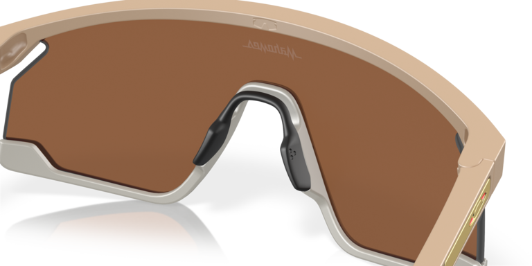 Oakley BXTR Patrick Mahomes II Collection Sunglasses with Matte Terrain ...