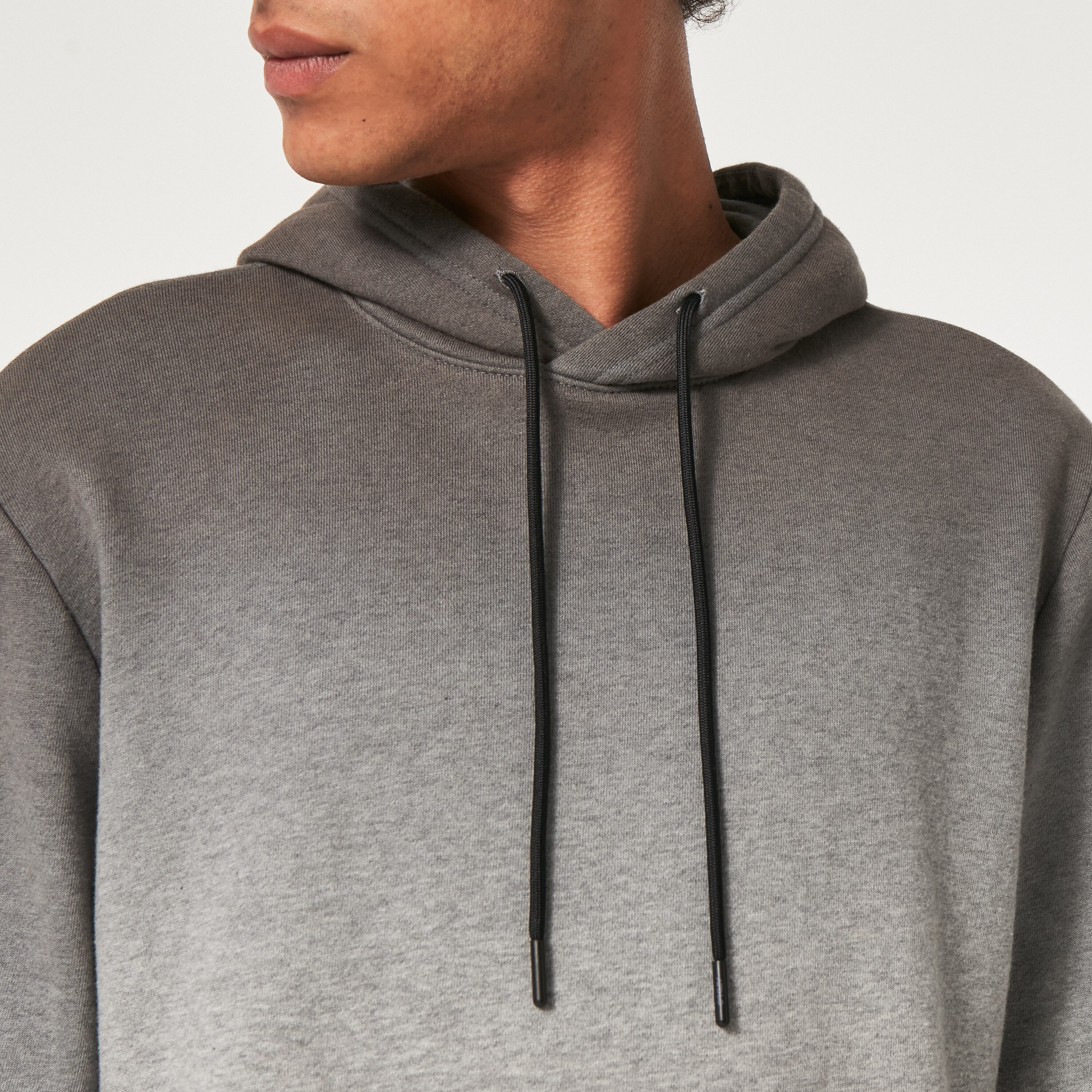 Oakley Fade Away Hoodie in Black Gradient | Oakley® US