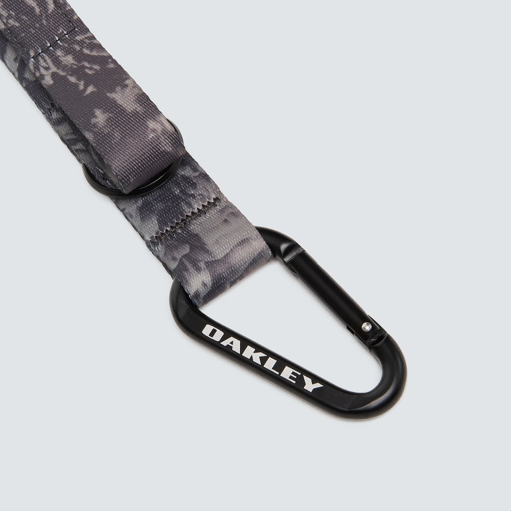 Oakley Wanderlust Keychain - Grey Mountain Tie Dye Pt | Oakley® US