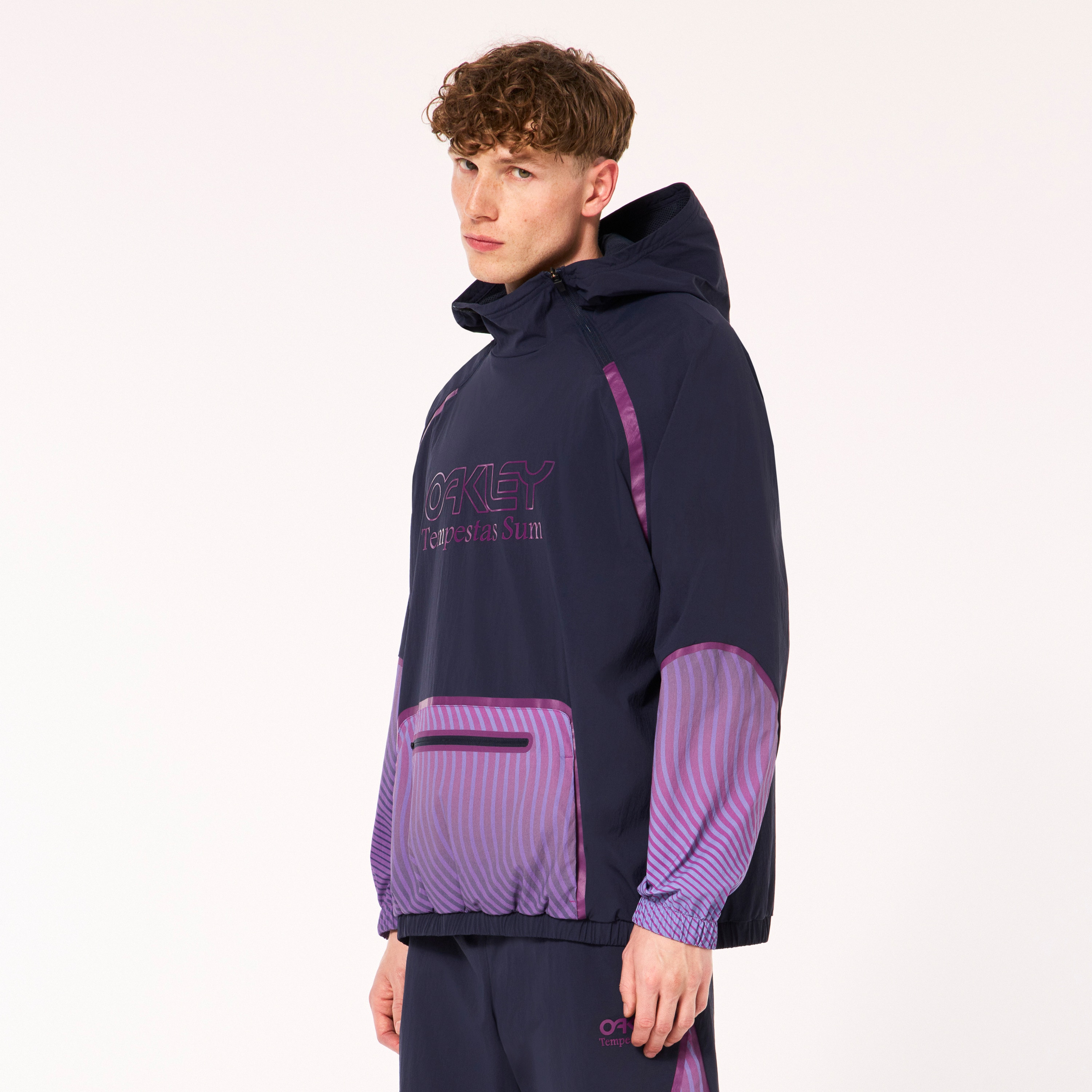 Oakley Tempestas Sum Anorak - Fathom | Oakley® EU