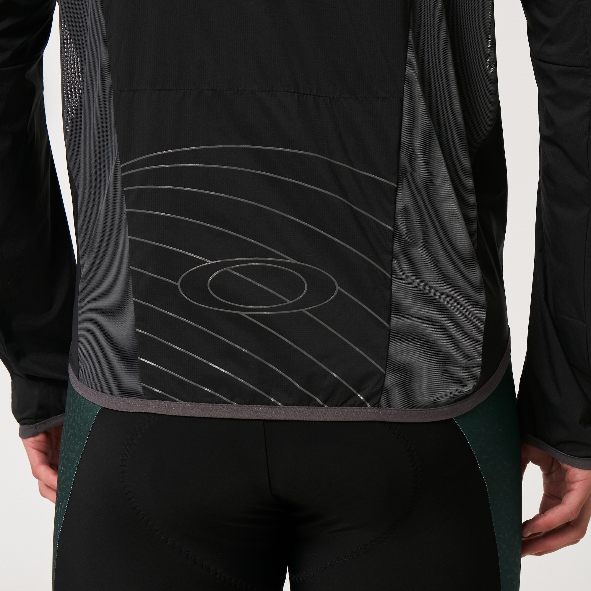 Oakley Endurance Packable Wind Jacket in Blackout | Oakley® US