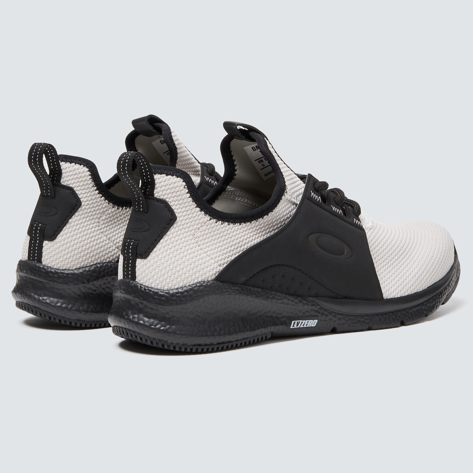 Oakley Dry - Lunar Rock - FOF100136-26C | Oakley® 日本