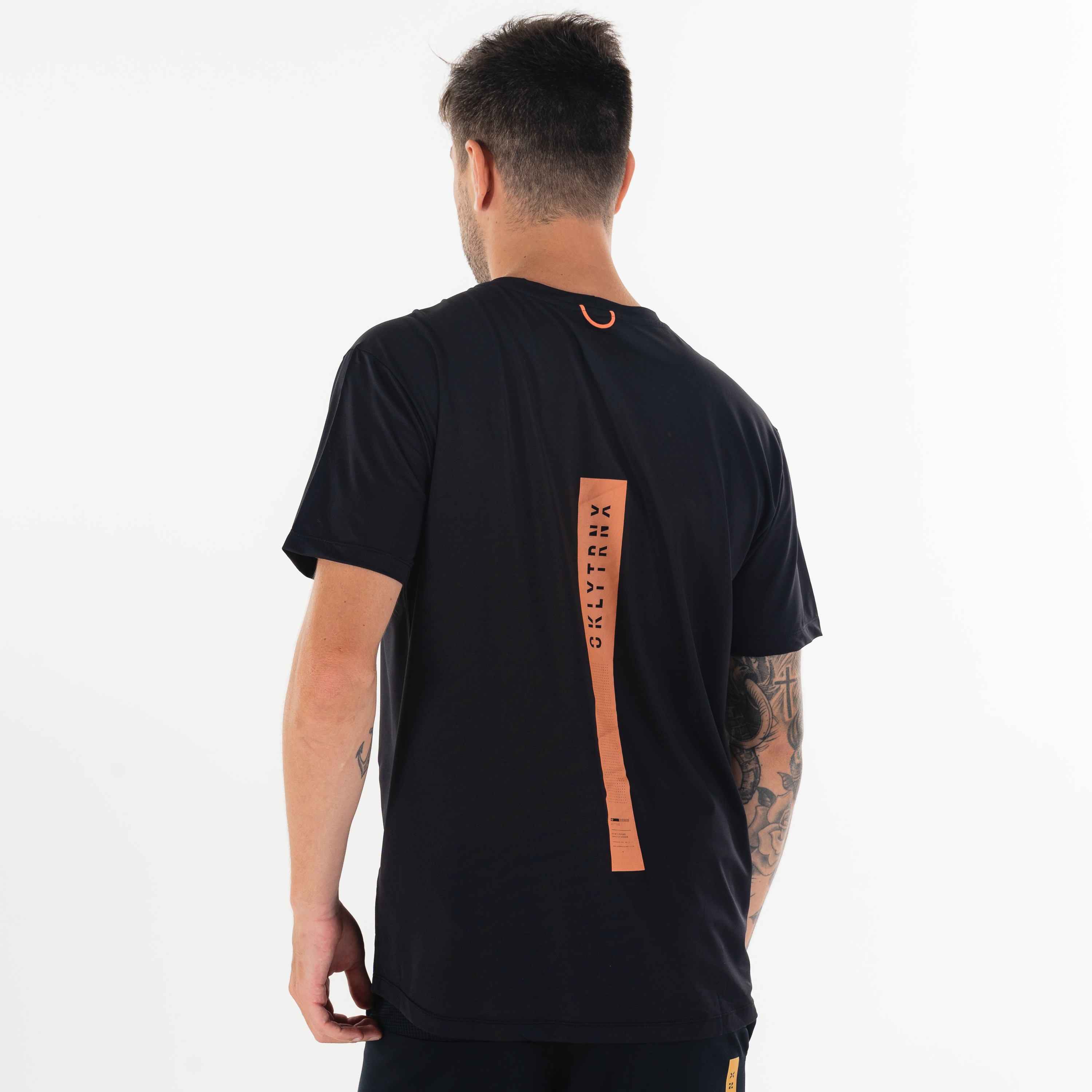 Oakley Camiseta O-Trx Nano SS - Blackout | Oakley® EU
