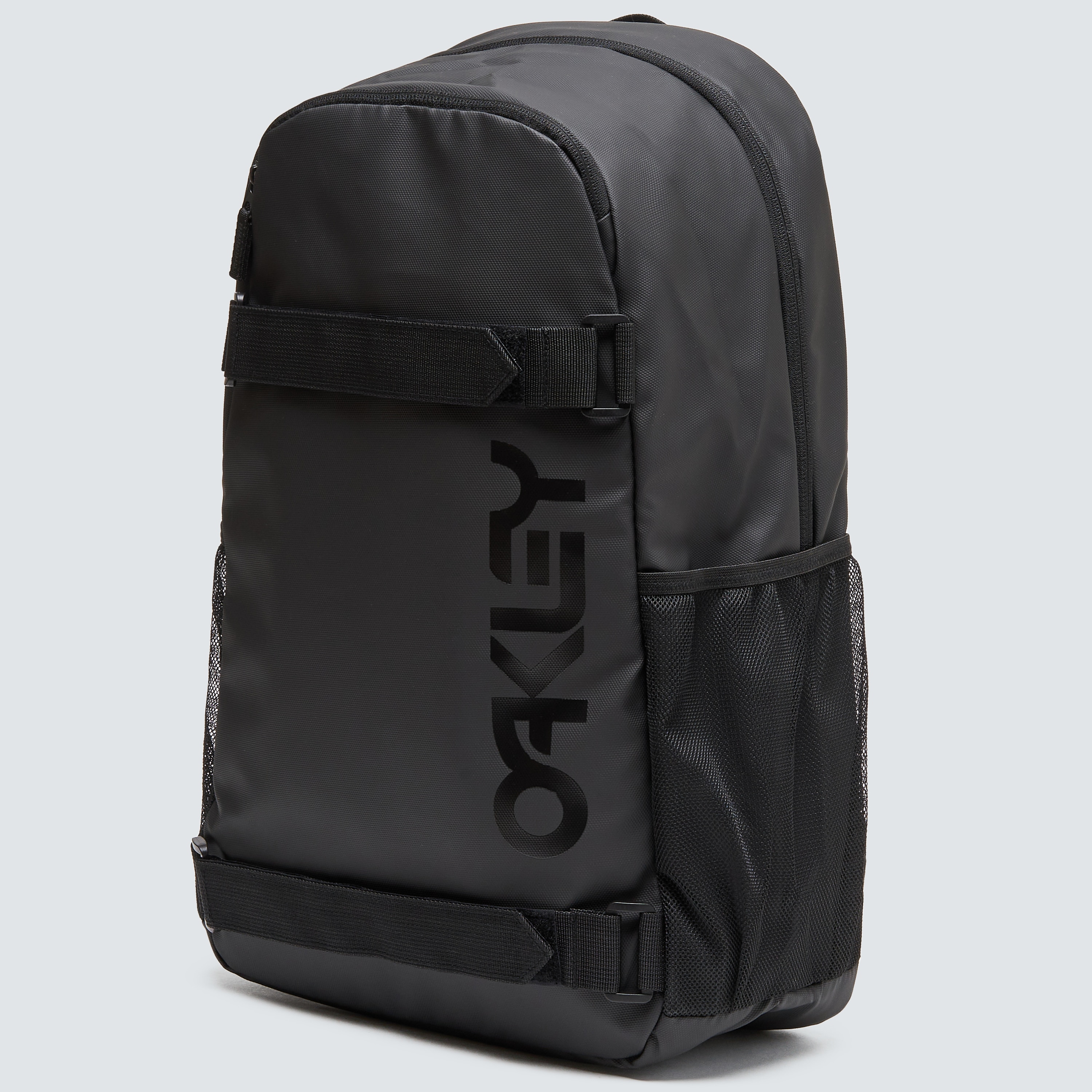 Oakley The Freshman Skate Backpack - Blackout | Oakley® US