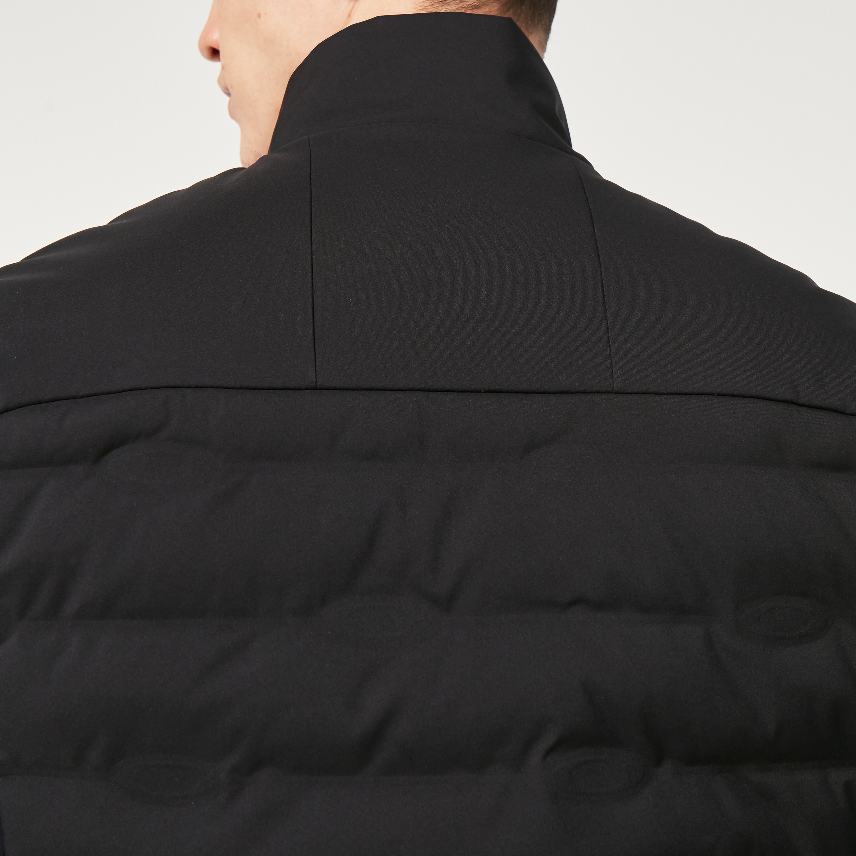 Oakley Ellipse Rc Quilted Jacket in Blackout | Oakley® US