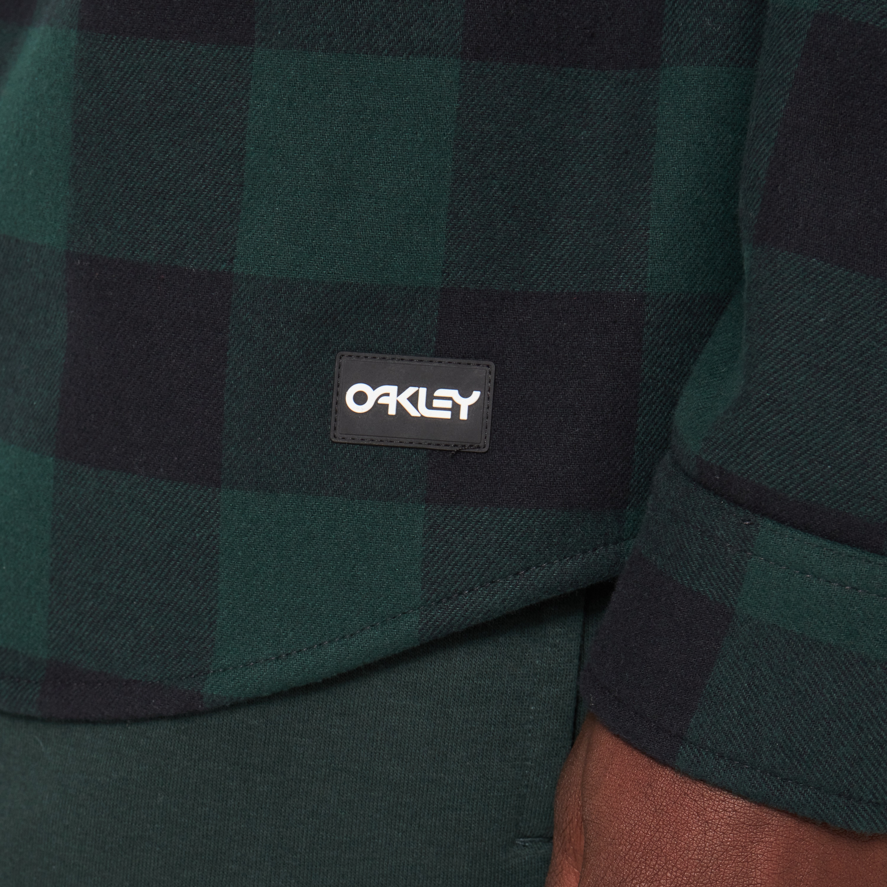 Oakley Bear Cozy Flannel - Hunter Green | Oakley® BR