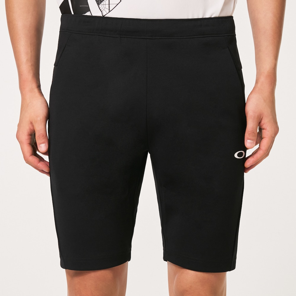 Oakley Enhance Tech Jersey Shorts 9Inch 13.0 - Blackout | Oakley® JP