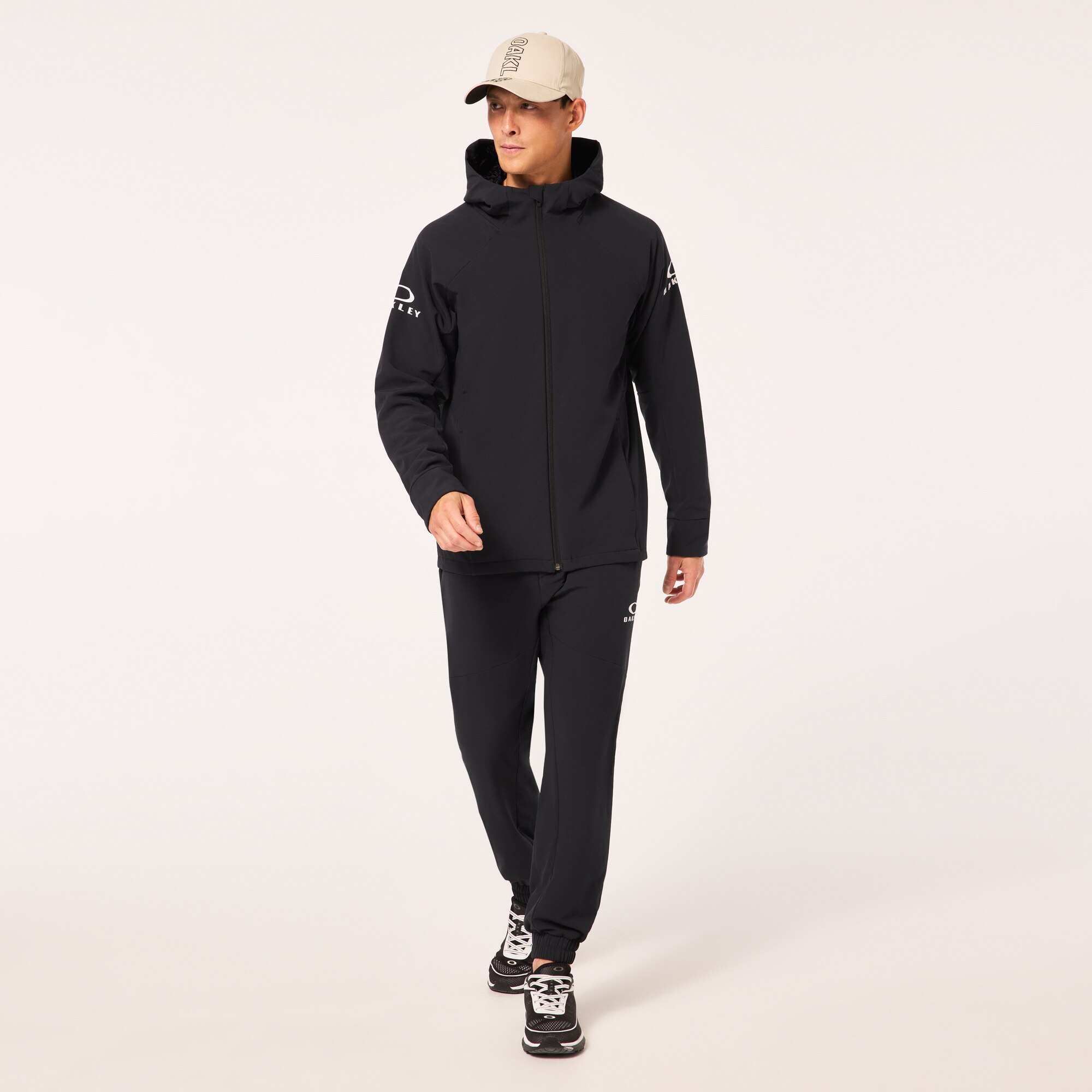 Oakley Enhance Tech Shell Jacket 1.0 - Blackout | Oakley® 日本