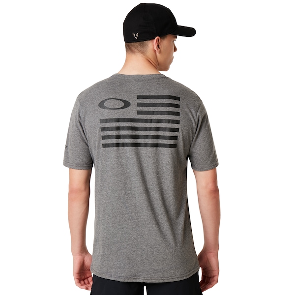 Shop Oakley Tank Tops & T-Shirts | Oakley® US