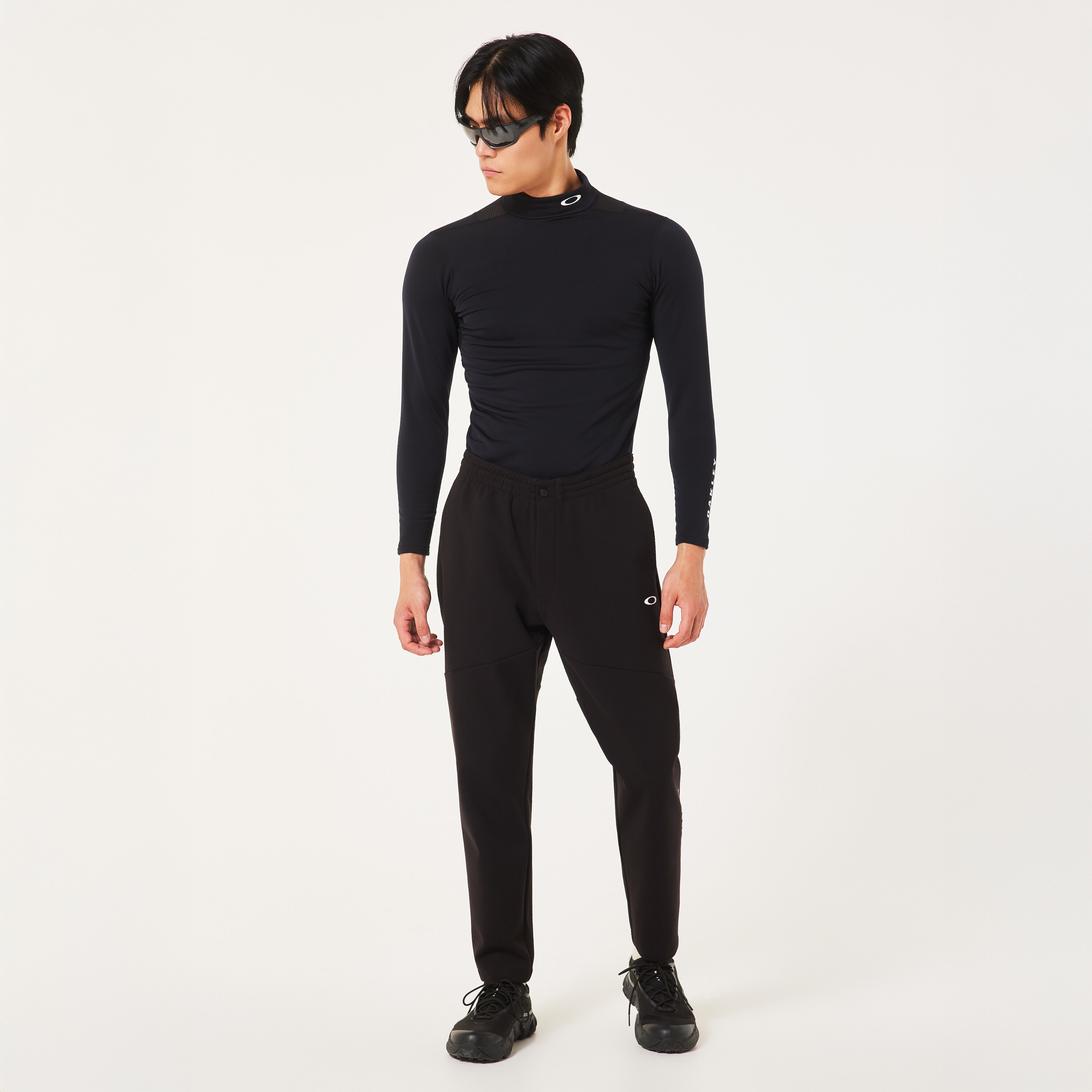 Oakley Technical Base Layer LS Mock 5.0 - Blackout | Oakley® JP