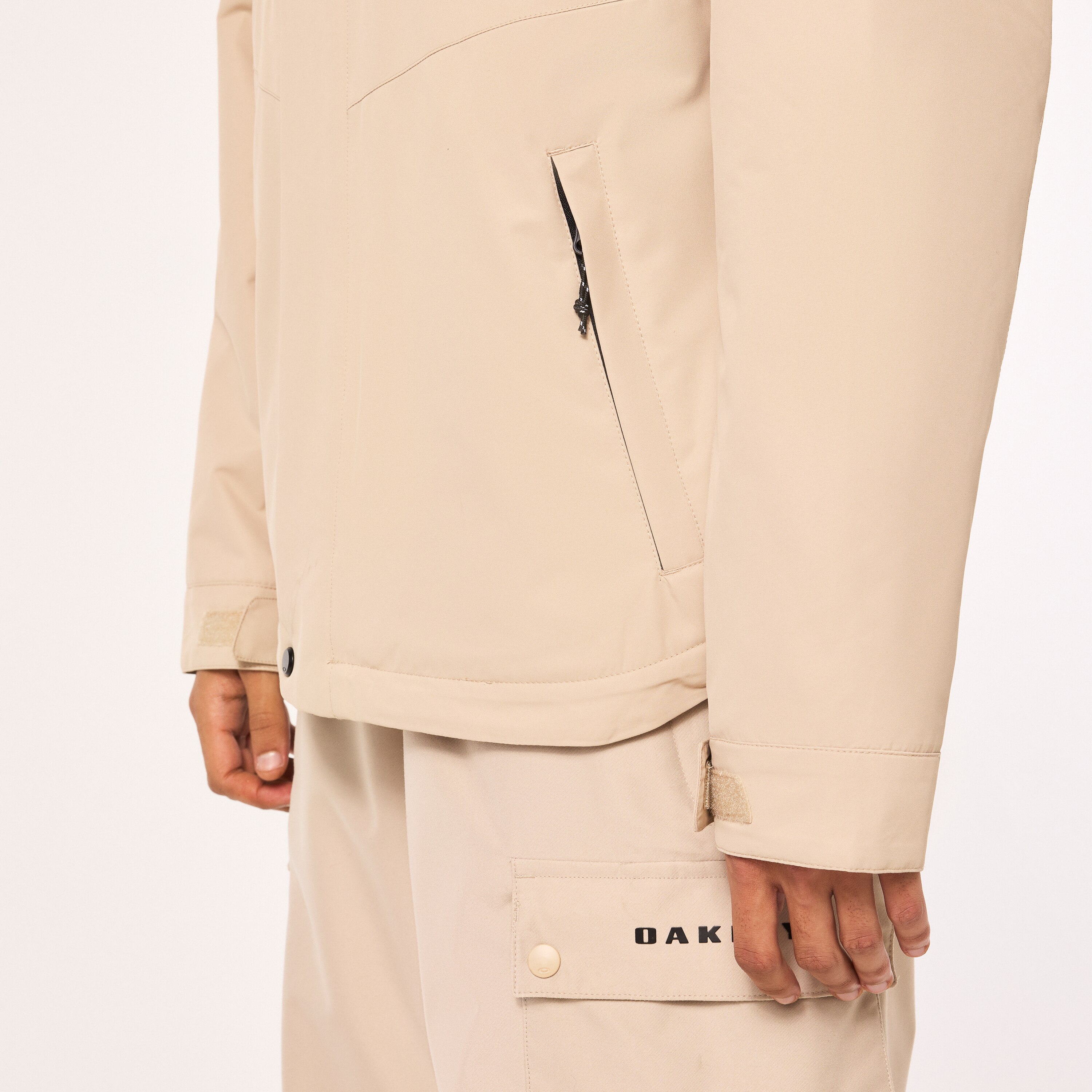 Oakley Core Divisional Rc Insulated J - Humus | Oakley® US